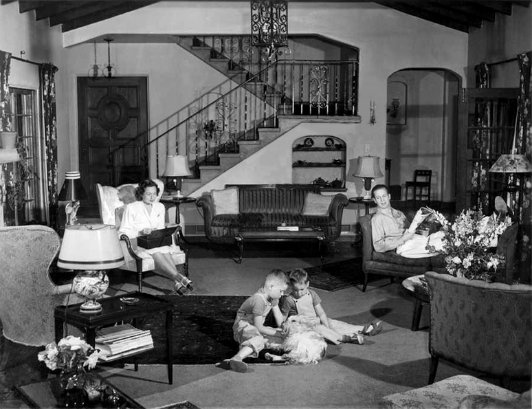 Dan Duryea Central: At Home